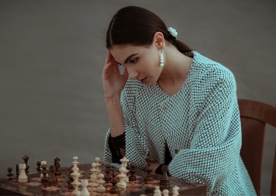 OBSERVING CHESS AS A SPORT